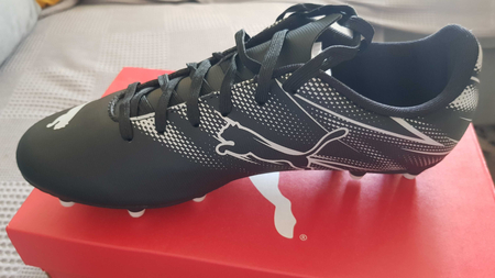 Продаются бутсы Puma ( оригинал)