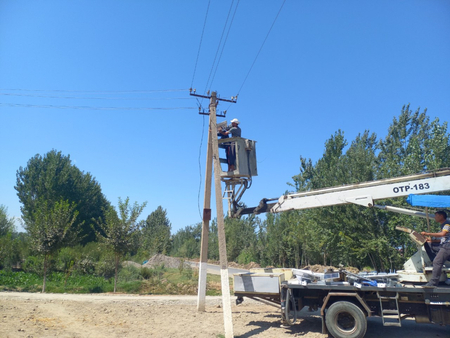 Солнечный прожектор 100-200w