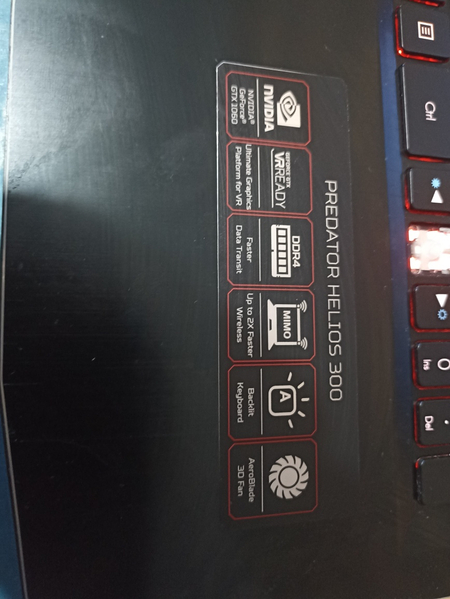 Acer Predator Helios Core i7 8750H 12xЯдер, ОЗУ 16гб, ссд 256гб,