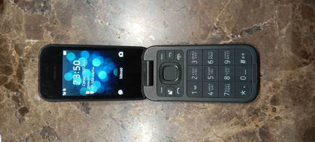 Продается кнопочный телефон Nokia 2660