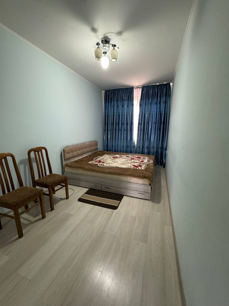 Продам квартиру 2/3/5 на Художники ,бий ,буз базар ,метро ,буюк ипак
