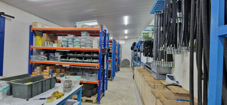 Термостат для Deutz оригинал  / Termostat dlya Deutz dvigatel