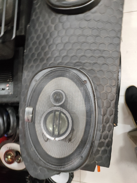 Kenwood qovun sotiladi