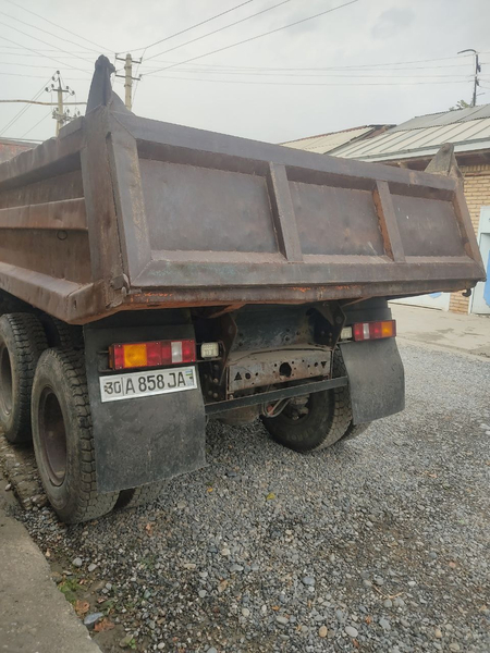 Kamaz samasval 5511 sotiladi