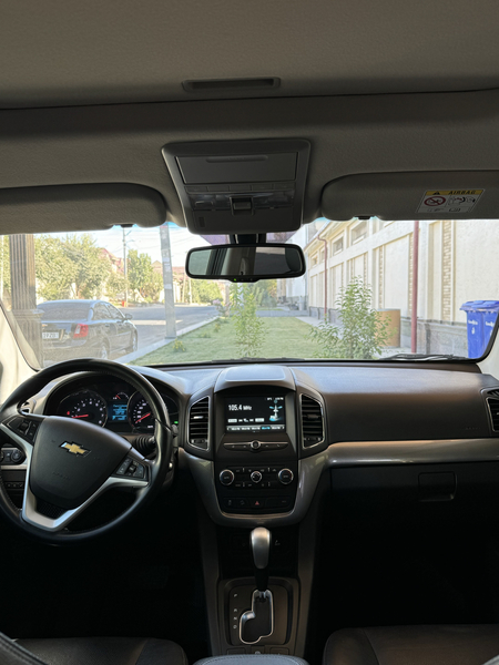Captiva 4 qora LTZ