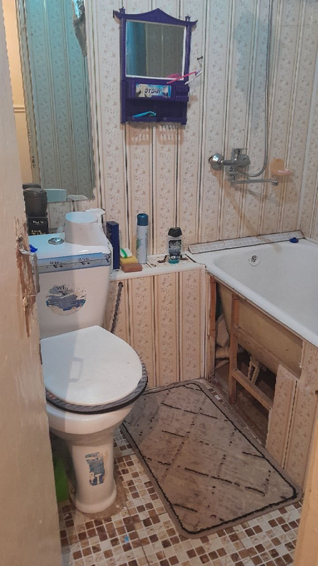 Срочно продаётся 1 комнатная квартира на 1 этаже в 3 микрарайоне