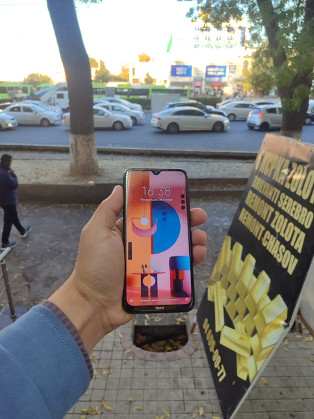 Redmi note 8  64 GB sotilad