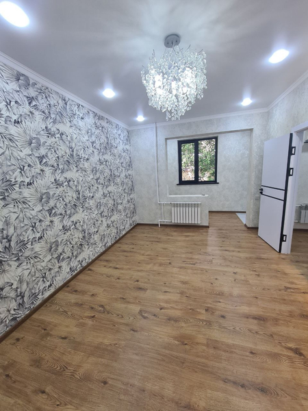 Продается Чилонзор 19 3/1/4 50м2 ориентир мойка 50 на 50
