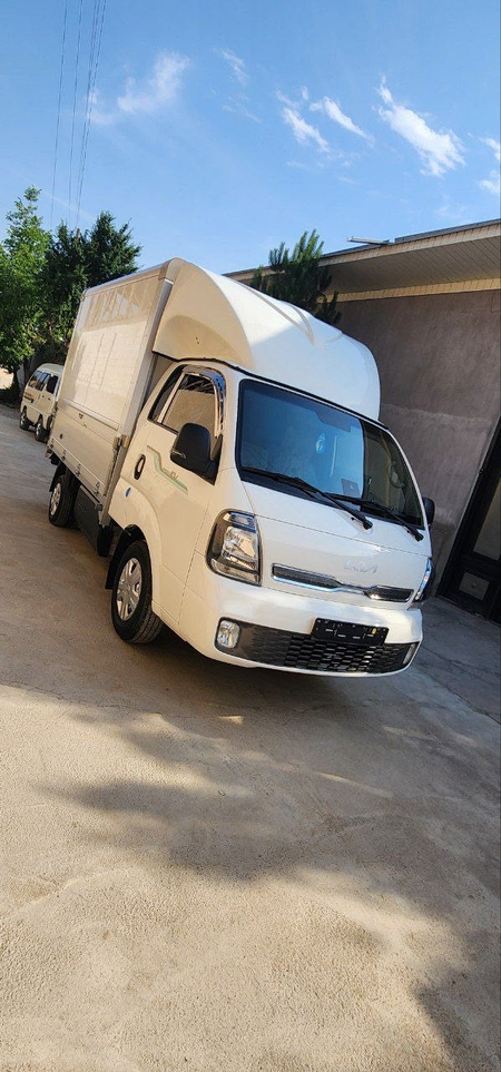 KIA BONGO EV 3 zapas xod 250km 2022yil 14000km