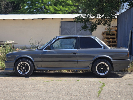 BMW E30. 1984 йил. Матор M20 b20
