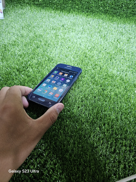 Samsung J1ace sotiladi