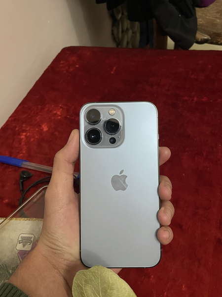 Srochni iphone 13 pro