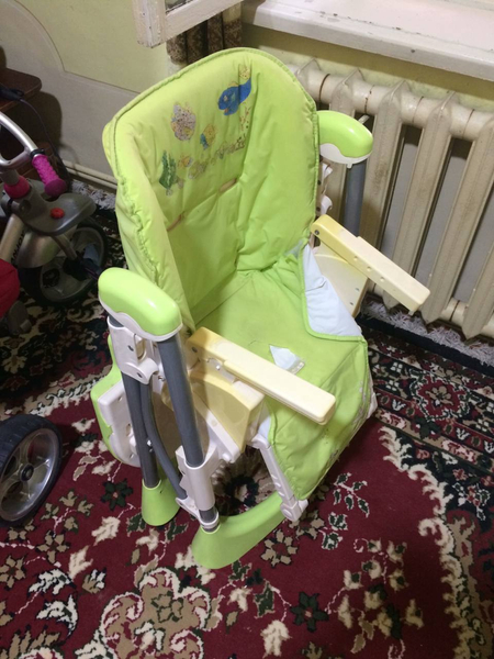 Стульчик для кормления