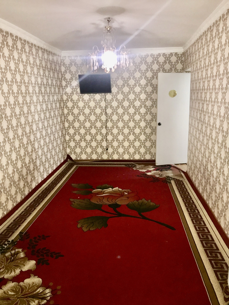 Продаётся 2/4/5 Балкон 2*6 Учтепа 26 кв оринтир Кафе Москва