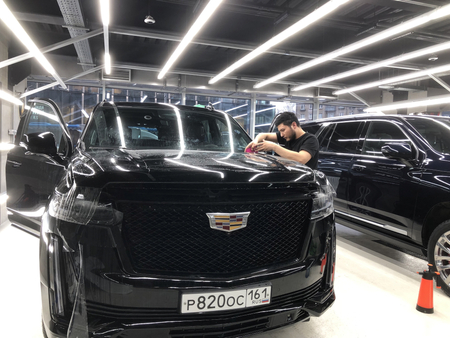 Оклейка авто защита кузова авто от сколов и царапинь. Броньплёнка