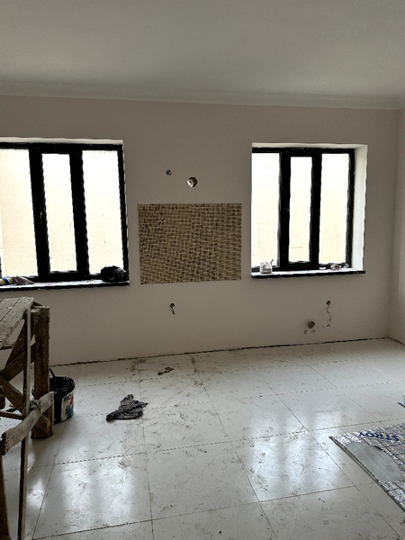 Uchqahramon parvoz mahalla 3 sotix uchastka sotiladi