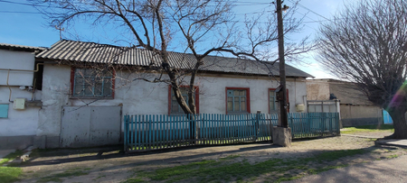 Продаётся дом срочно с мебелью 15 соток возможен вариант расрочка