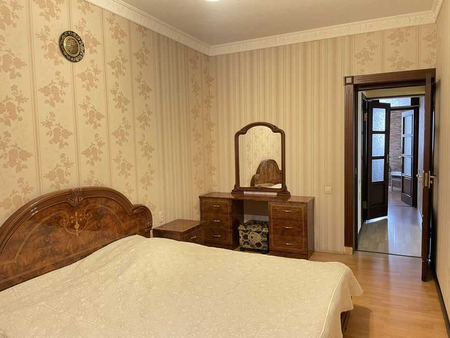 ЛОЛАЗАР • МОСКОВСКИЙ ОТЕЛЬ • 4-комн •  96 м² • этаж 4/5 • [MGA: 700]