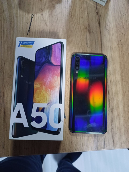 Samsung a 50 64 gb holati yahshi