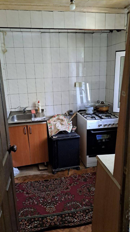 Срочно 3/3/5 Балкон2/6 (Общ.пл-70м) Чиланзар-24квартал Ор.ВАТАН
