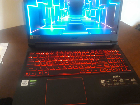 Noutbuk Acer nito 5