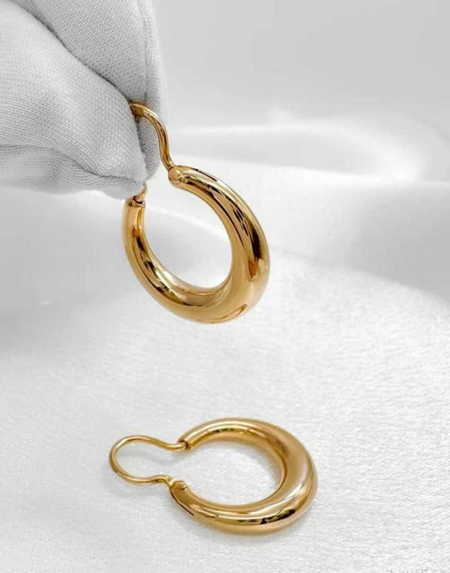 Золотые серьги 