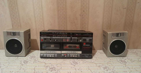 магнитола Toshiba Bom Beat RT-SX85