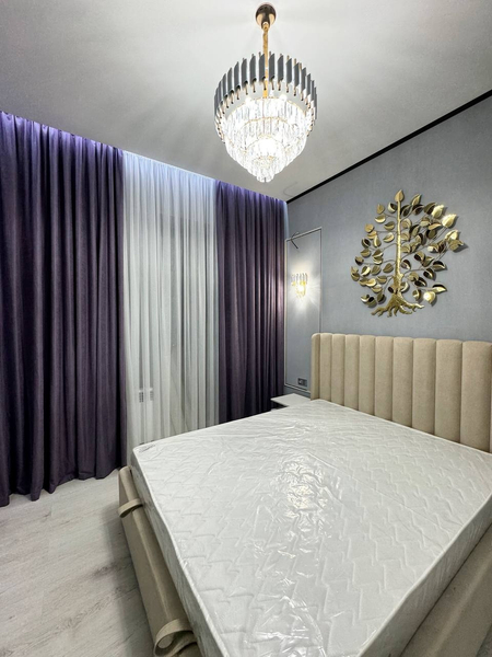 Ш.Руставели/2комнатная евро квартира! 55м²(Потолки 3,5м)-с Обстановкой