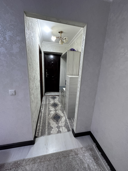 Mirzo ulugbek metro yonida 4 xonali uy 92.000