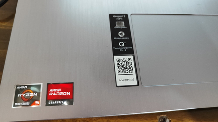 Ноутбук Lenovo R17 full HD
