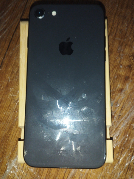 Srochna  Iphone 8 LLA
