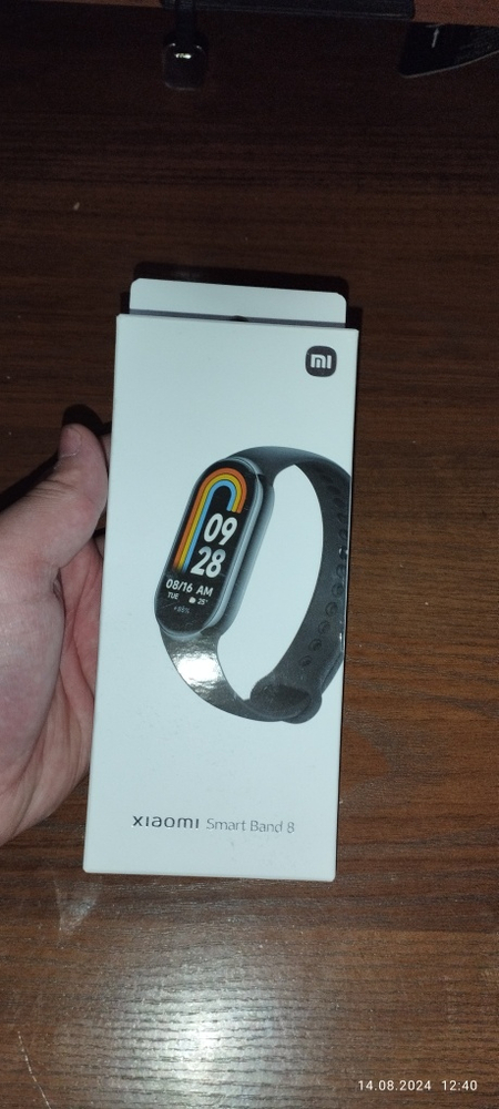 Продам xiaomi band 8