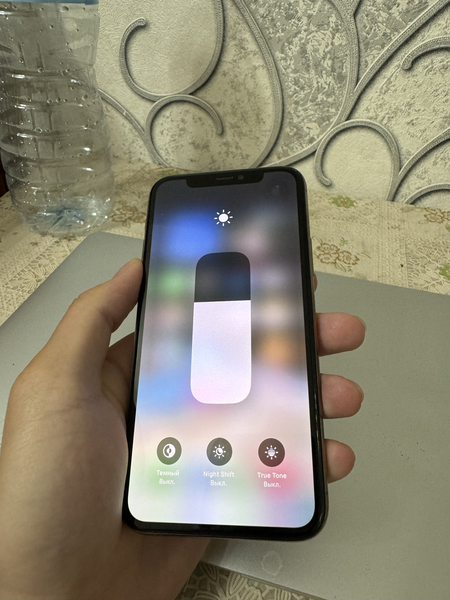 iPhone 11 pro gold