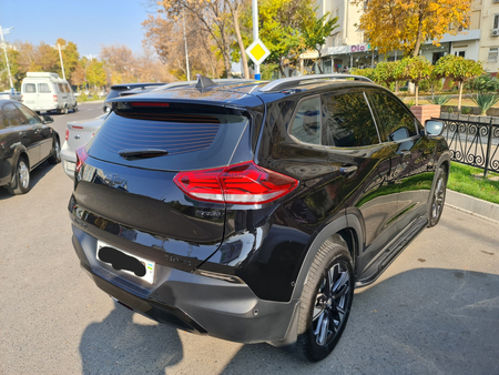 Tracker 2 premier 10200 probeg