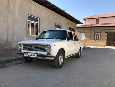 Jiguli  lada 011