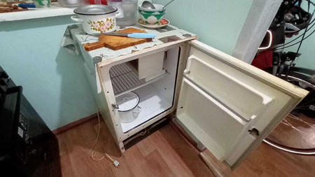 Срочно продается холодильник Саратов 2М