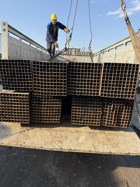Profil truba metaldan