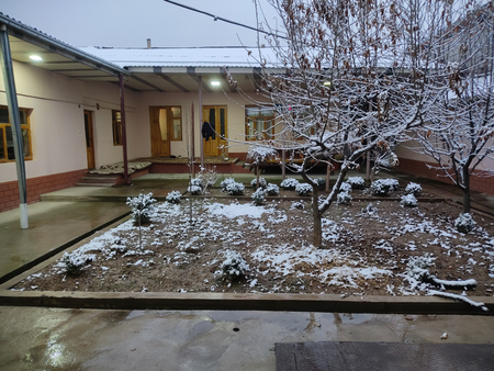Assalomu alekom uchastka sotiladi yunsobod 19 kv maxalada