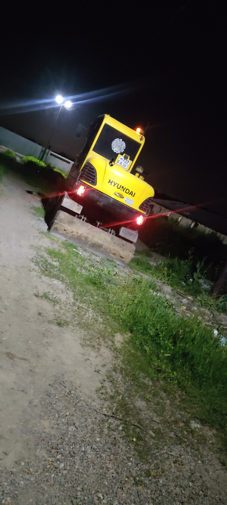 Ekskavator Hyundai 555w-7
