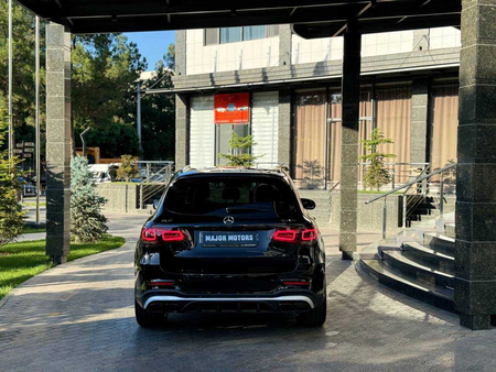 В продаже ! Автомобиль Mercedes - Benz GLC200 4MATIC