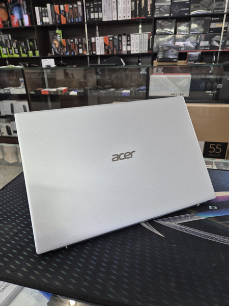 ACER Aspire 3 (i3-11/8/256)