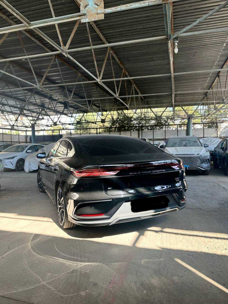 Продается BYD HAN EV AWD 610KM Flagship, официальным диллер бренда BYD