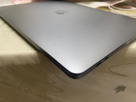 Macbook pro M1 8ram 256ssd