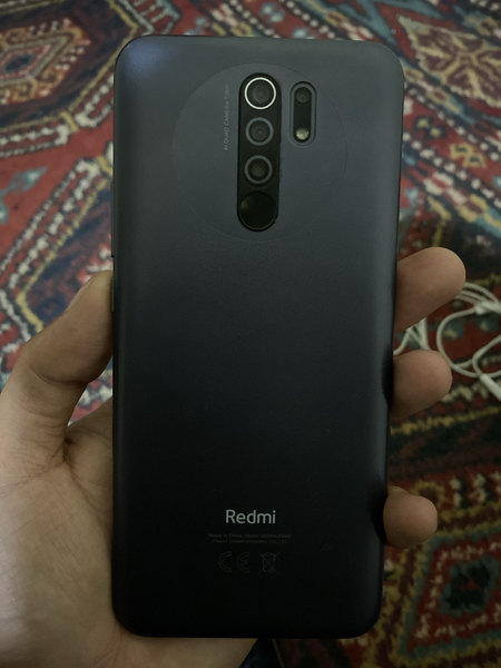 Redmi 9 sotiladi.holati ortacha narhini kelishamz