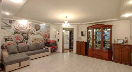 Продается квартира 77 серия на Дархане