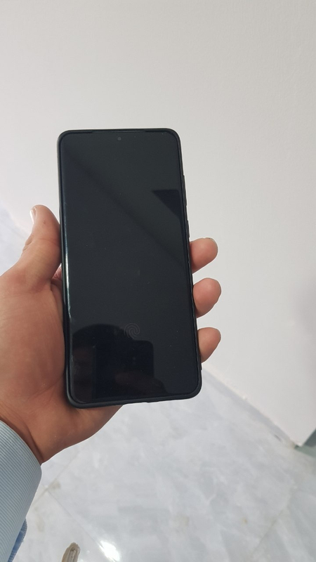 Samsung S20+5g 12/256 obmen Iphone 11  11 proga