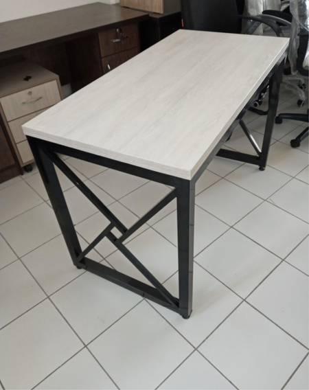 Loft parta zakazga