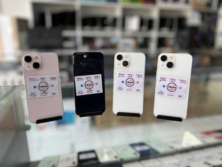 Продам iPhone 13 mini в отличном состоянии