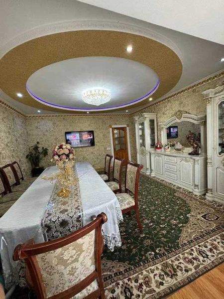 На Караташе продается 3х комнатная квартира на 5м этаже,9 этажки, 78м2