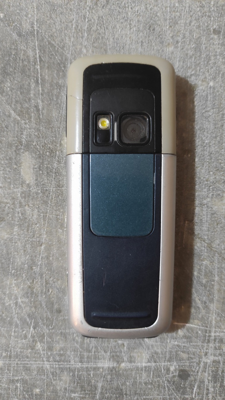 Perfectum nokia telefon sotiladi